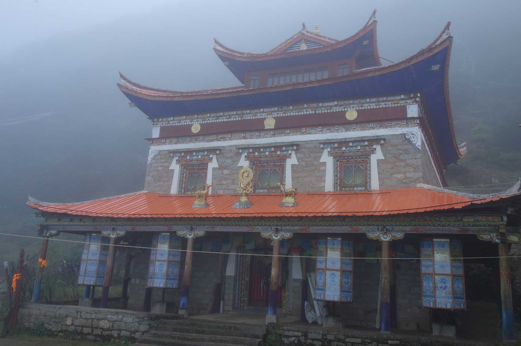 Gongga monastery travel information, location, ticketing information